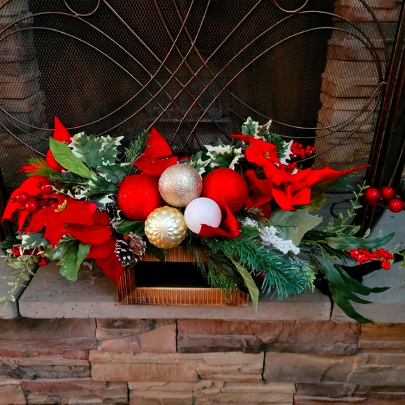Holiday | Handmade Holiday Table Centerpiece | Poshmark